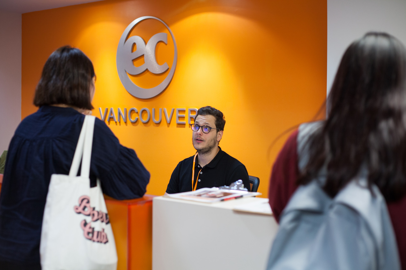 Vancouver English courses for adults - EC Vancouver 30+